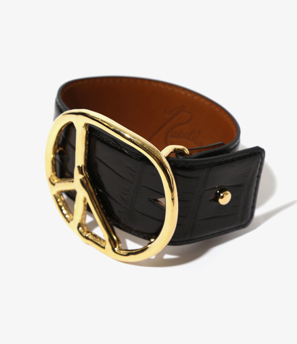 Peace Buckle Bracelet - Crocodile Embossed Leather – NEPENTHES ONLINE STORE